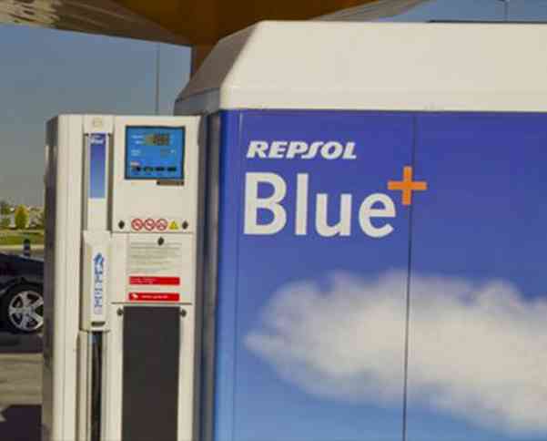 Todo lo que necesitas saber sobre el AdBlue: Blue Plus, precios en gasolineras y diferencias con ...